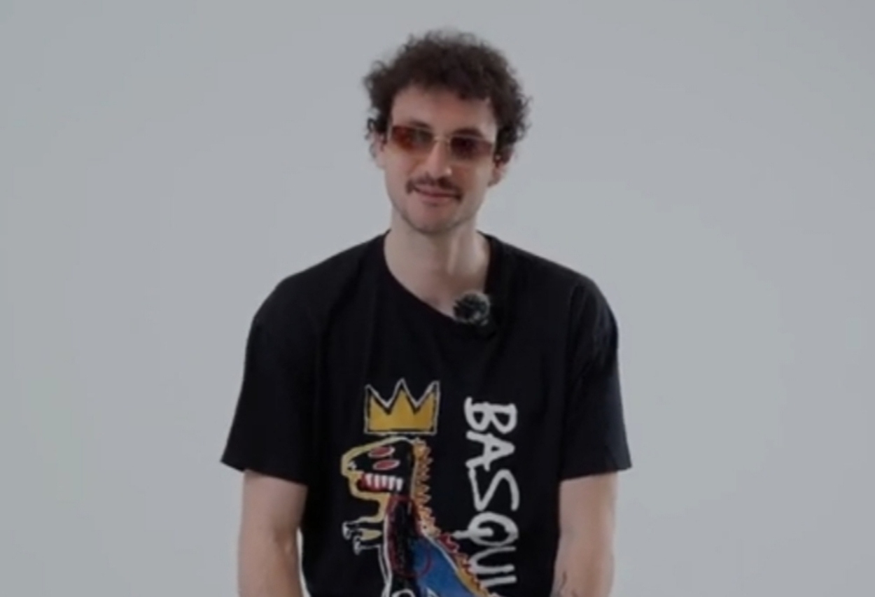 Carl Brave e il nuovo album: Nuovo inizio, ecco cosa vi chiedo - Voto ...