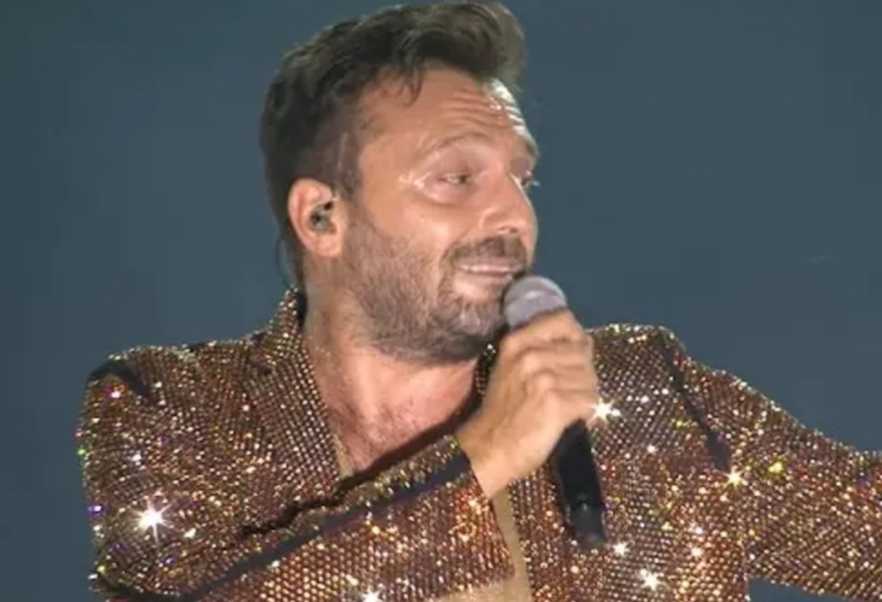 Cremonini celebra Squérez..? per il 18º disco di platino - Voto 10 ...